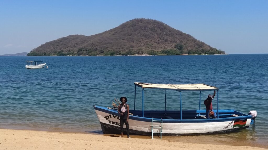 Cape Maclear in Mangochi｜Malawi Travel and Business Guide