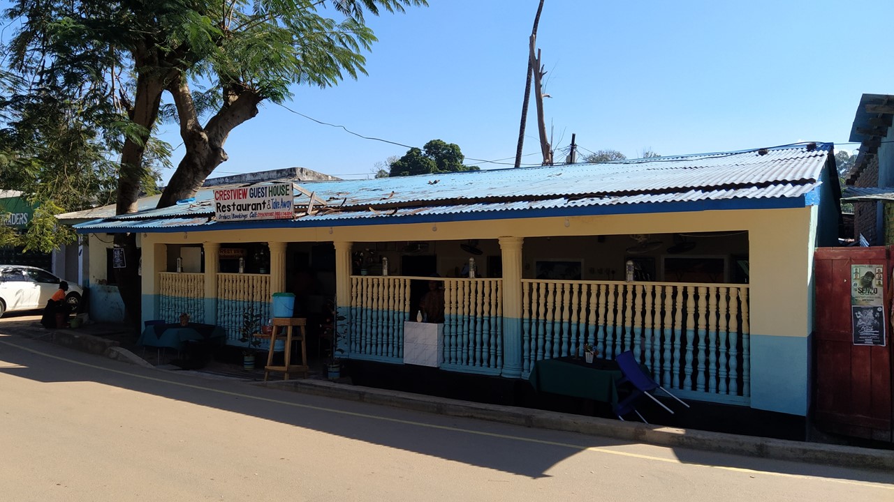 Crestview Restaurant (Malawian Cuisine) Nkhata Bay｜Malawi Travel and ...