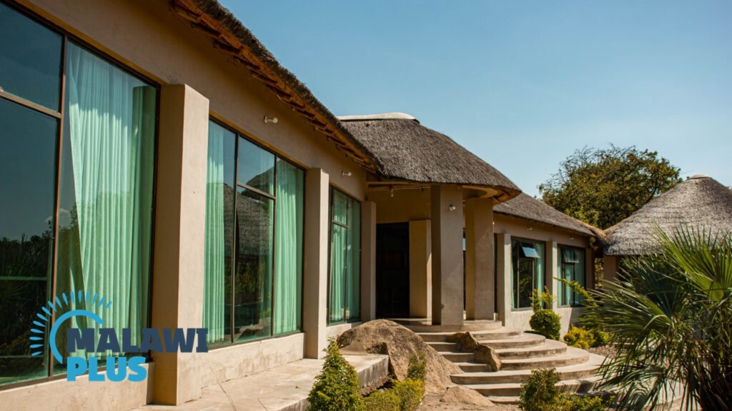 Kabumba Hotel in Senga Bay, Salima｜Malawi Travel and Business Guide