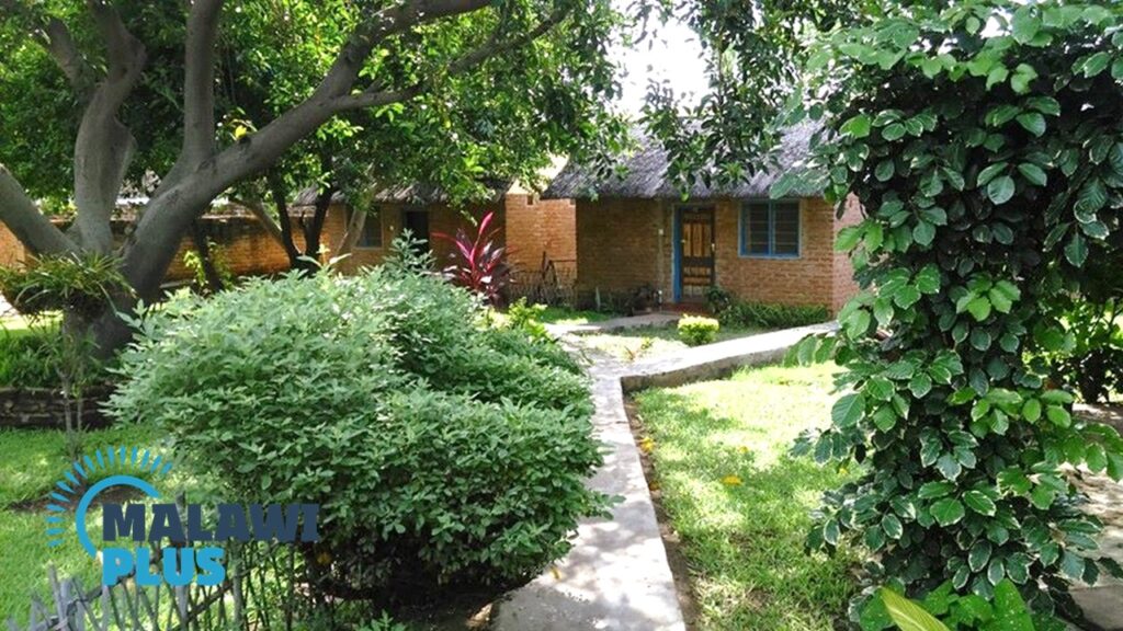 The 12 Best Hotels and Lodges in Senga Bay and Salima｜Malawi Travel and ...